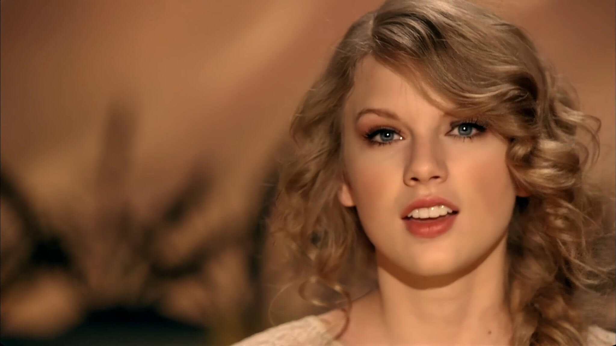 Who Is the Inspiration Behind Taylor Swift’s Song “Mean”? – The Jeep Diva