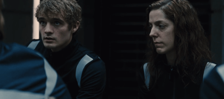 Every District In The Hunger Games Explained